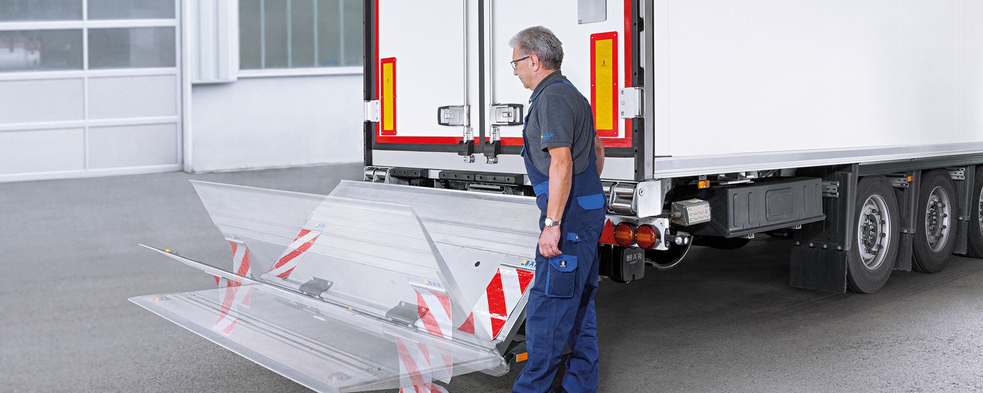 Hayon élévateur rétractable - Bär Cargolift RetFalt